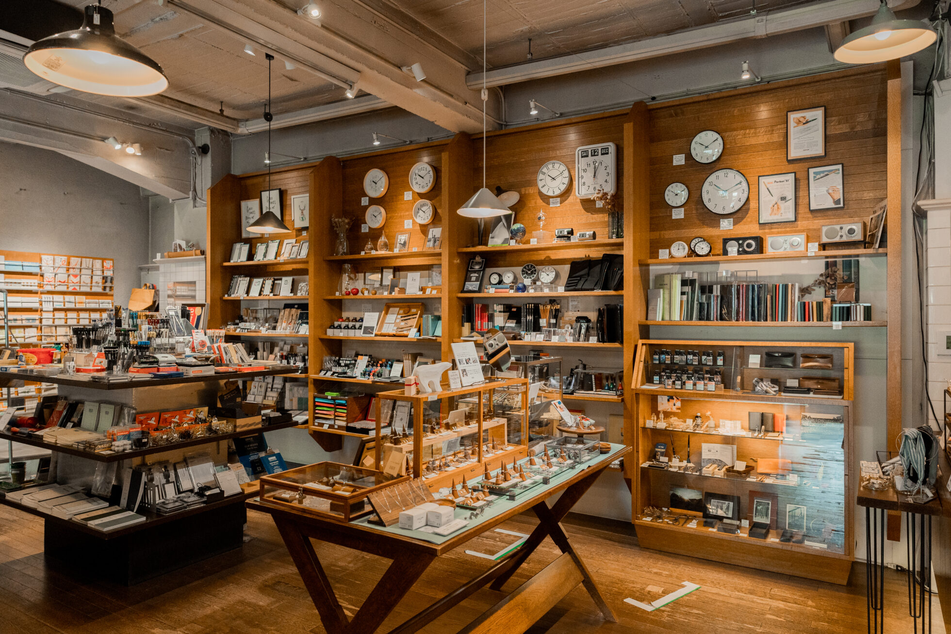 自分だけのとっておきを見つける 京都文房具屋探訪[vol.1 ]河原町・ANGERS | TRAVEL | あなたの旅を彩るウェブメディア ...